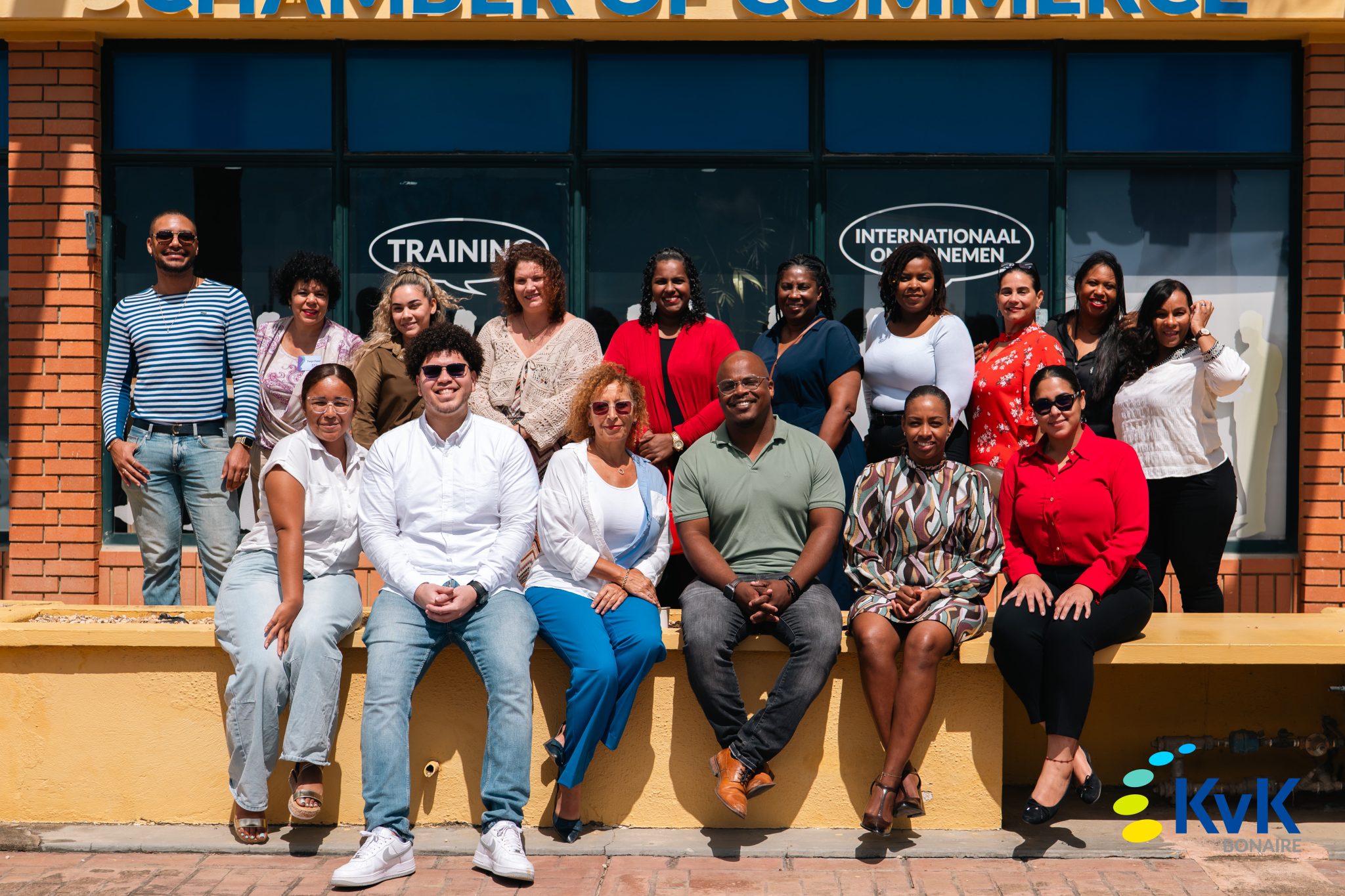 Seshon eksitoso di ‘speeddate’ entre dunadónan di trabou i ...